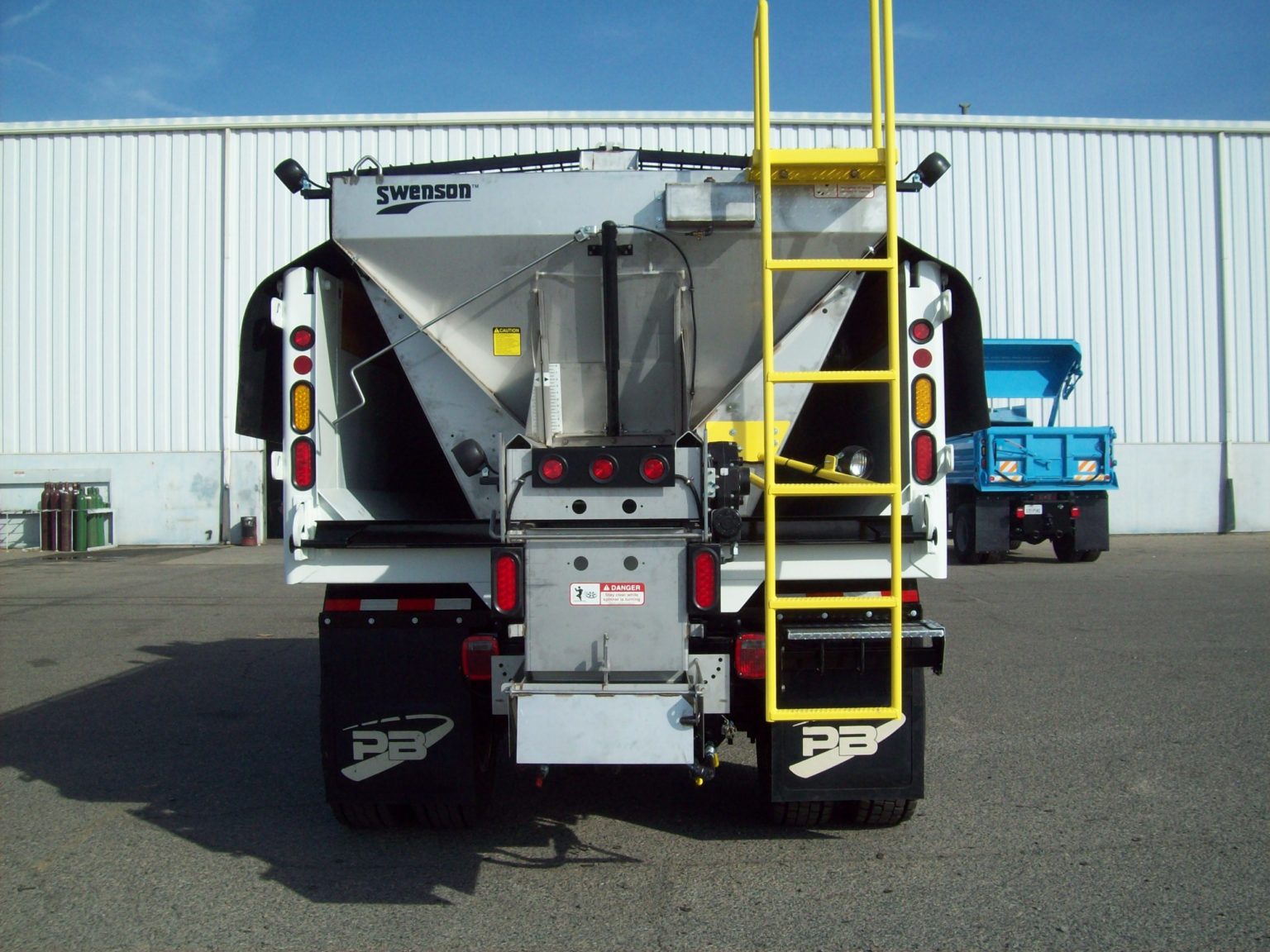 Plows & Sanders – PB Loader